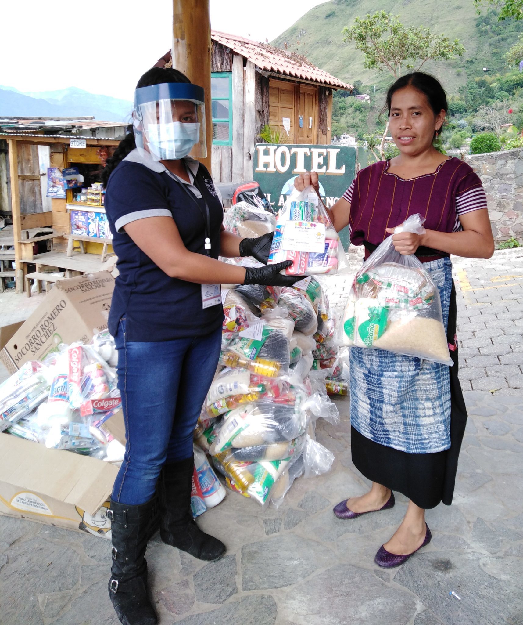 PAMI realiza segunda entrega de insumos a madres guía y comunitarias en ...