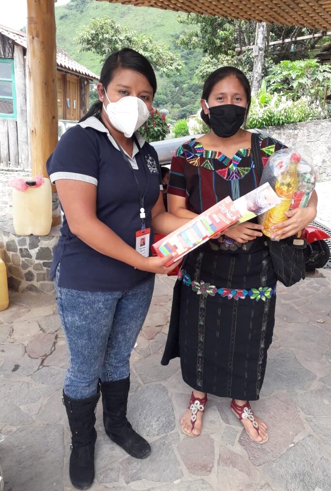 PAMI realiza quinta entrega de insumos alimenticios y lúdicos a madres ...